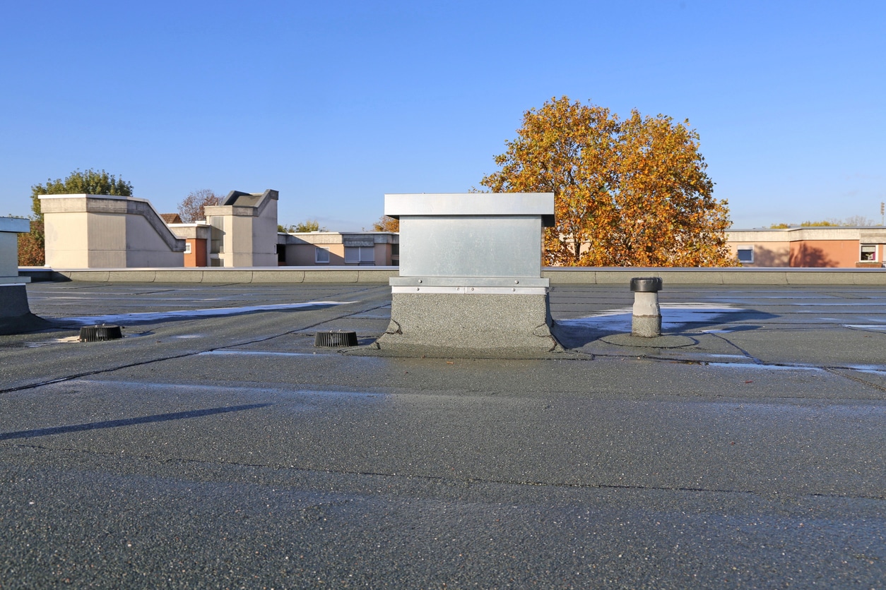 Common Built-Up Roof Repair Issues And How We Fix Them